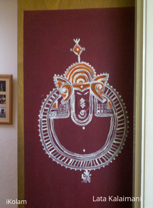 Mandana-Rajasthani rangoli | www.iKolam.com